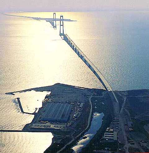 spanning the world: beautiful bridges | MetaFilter